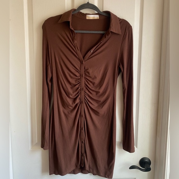 Lizard Thicket | Dresses | Chocolate Brown Ruched Dress | Poshmark